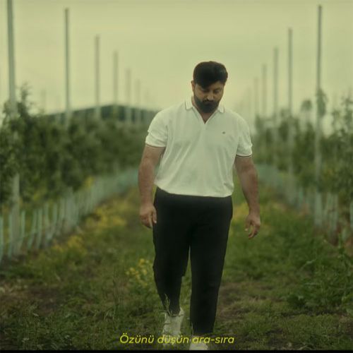 دانلود آهنگ ترکی اوزونو سئو از آراز رافایل | Araz Rafail