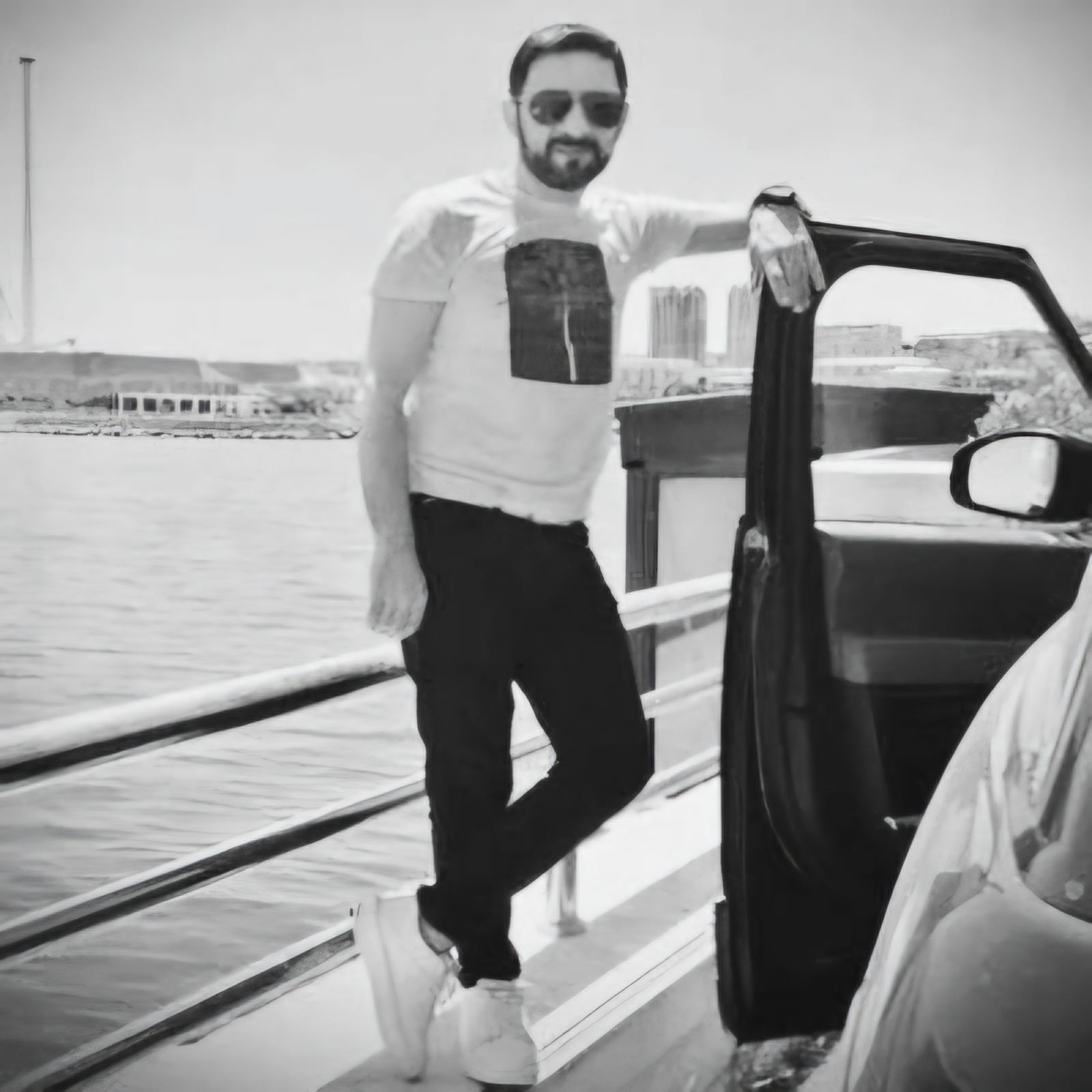 دانلود آهنگ ترکی سنه دونیا ندیر از پرویز بلبل | Perviz Bulbule